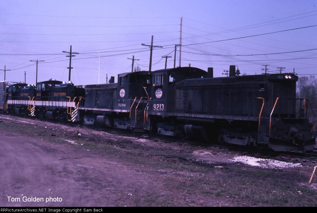 IHB 9200 and 9213 w/ new SOU MP15s